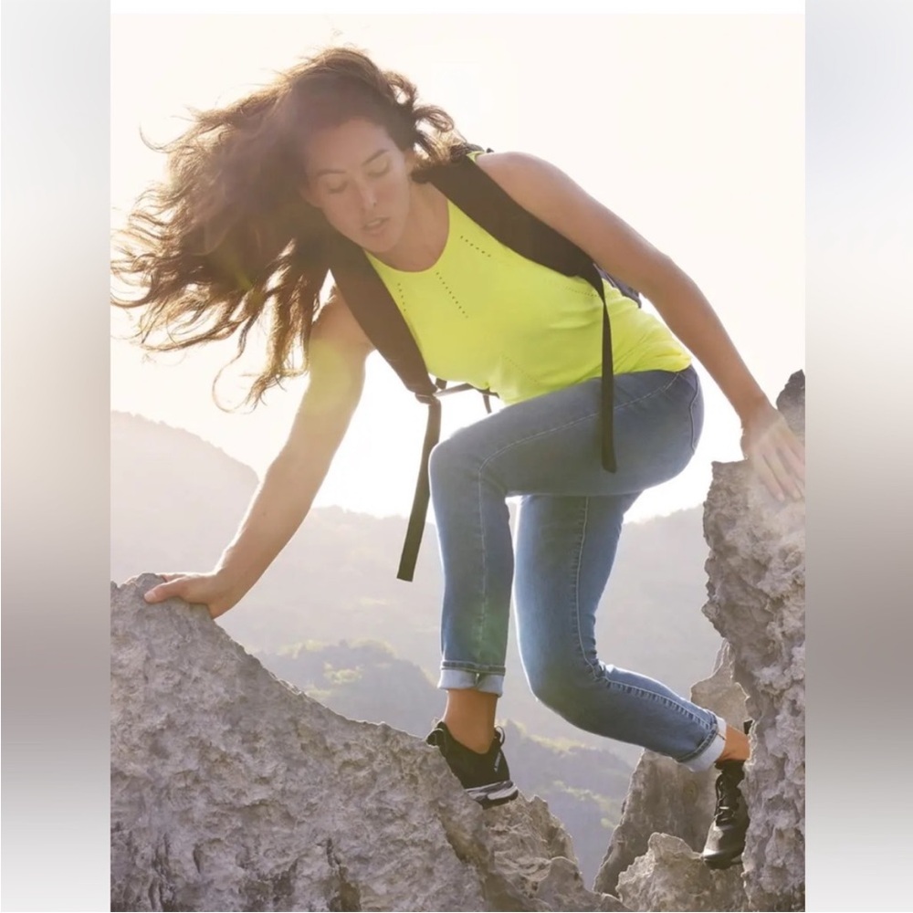Athleta Sculptek Skinny Azure Wash Stretch Jeans - Gem